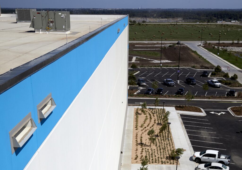 Amazon Fulfillment Center - Cyntergy